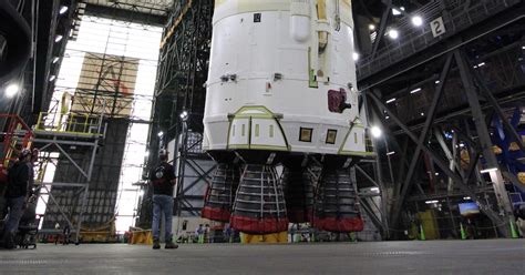 Friends Of Nasa Nasa Artemis Ii Core Moon Rocket Stage Now Vertical