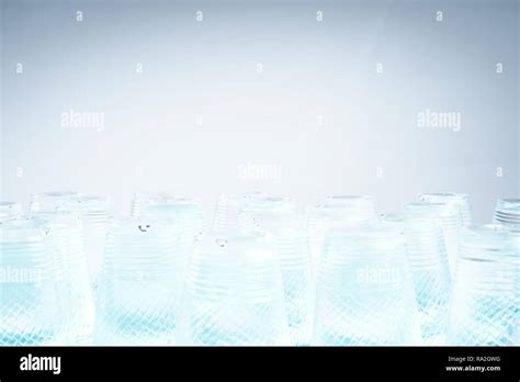 Mineral Trinken Stockfotos Und Bilder Kaufen Alamy