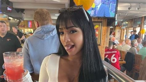 यसमन खन कस बन बरटन क सबस हट बगल एडलट सटर म क कस मनय कस थ सघरष