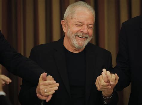 Ao vivo Lula concede 1ª entrevista depois de retomar direitos políticos