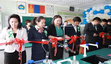 Хан Уул дүүргийн 34 дүгээр сургууль химийн лабораторитой боллоо Өглөө мн