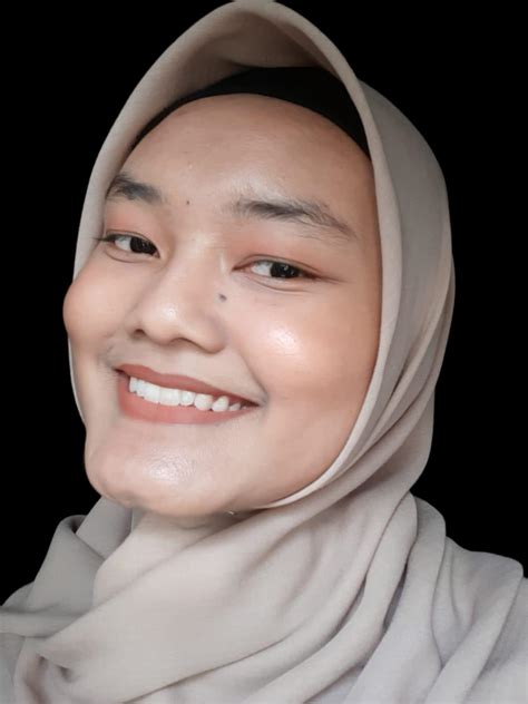 Cerita Ita Ratain Gigi Berjejal Pakai Aligner™ Rata