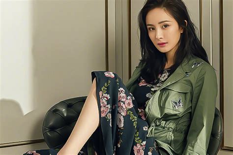 杨幂称霸美腿界，腿玩年的身材究竟是怎样练成的？