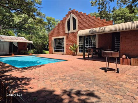 Farm For Sale In Waagfontein P24 115625904