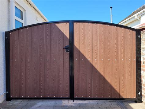 Full Arch Composite Driveway Gates DAIN ART IRON
