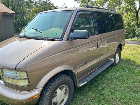 2000 Gmc Safari Cargo · Minivan