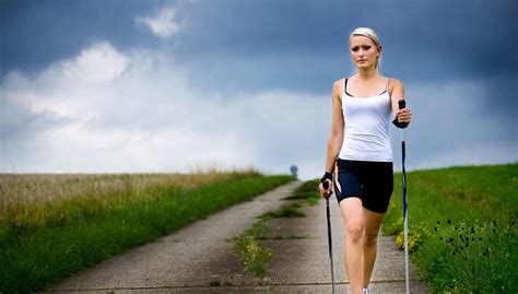 Jak wybrać kijki do nordic walkingu Styl w INTERIA PL
