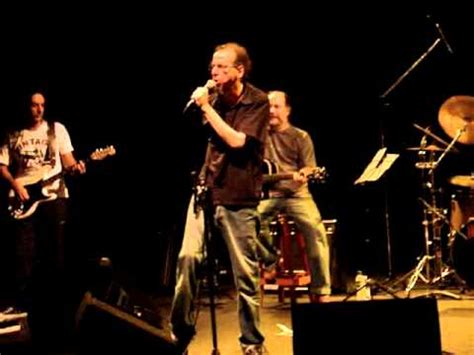 Rogério Skylab 2007 04 21 Matador de Passarinho YouTube