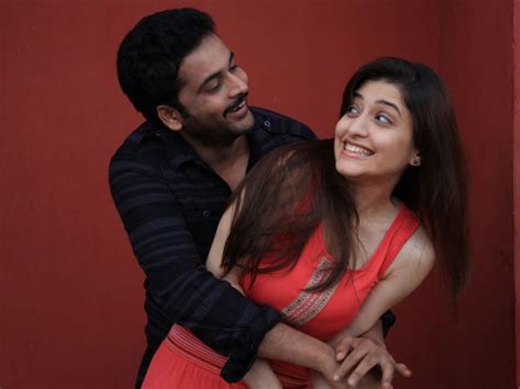 டீன் ஏஜில் உறவு கொள்வோர் எண்ணிக்கை மளமள சரிவு திருந்திவிட்டனரா இயலவில்லையா Fewer Teens Are