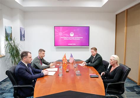 Влада на Р Северна Македонија Средба на Министерот за дигитална трансформација Андоновски со
