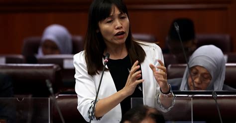 Mcmc Blocks 581mil Dubious Sms Teo New Straits Times