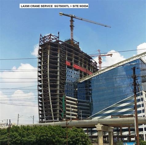 Fixed Tower Crane 262 Metres Maximum Lifting Height 80 Metres