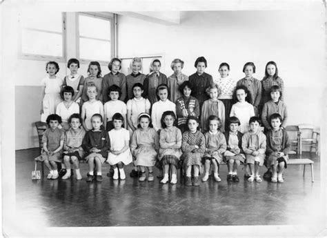 Photo De Classe 1961 St Léonard De Noblat De 1961 Ecole Saint Leonard