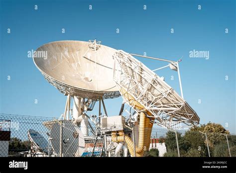 Earth Based Astronomical Radio Telescope Radio Telescopes Used In