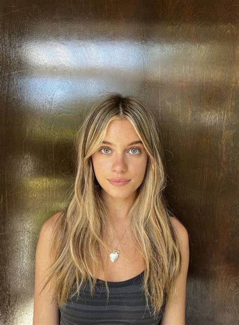 Pin By 𝓐˖ ࣪ On Beauty Blonde Hair Transformations Honey Blonde Hair