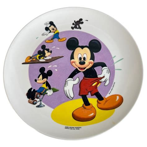 Mickey Mouse Plate Exercising Cartoon Graphic Melamine Plastic Walt
