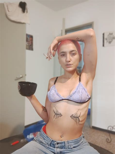 Hairy Armpit To Lick Scrolller