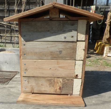 つぶら農園のミツバチの巣箱作りその2 つぶら農園だより