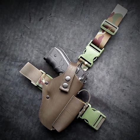 Купити кобуру на стегно для Beretta 92 | Dot Arms
