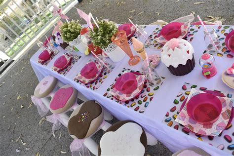 Table Setting Buffet Woodland Workshop Party