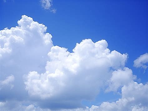 藍天彩雲和陽光 云 天氣 清除背景圖片和桌布免費下載