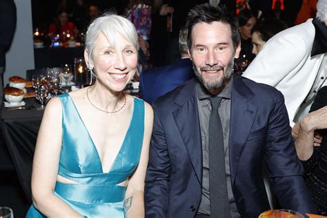 All About Keanu Reeves Relationship With Girlfriend Alexandra Grant