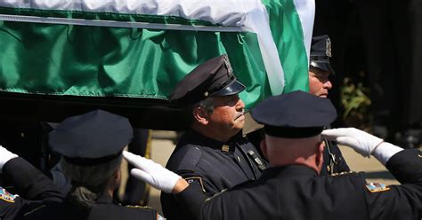 Nypd Officer Brian Moore Posthumously Promoted To Detective Cbs New York