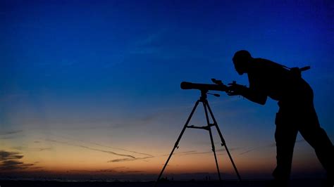See Comet Tsuchinshan Atlas Soar Over The Cincinnati Area
