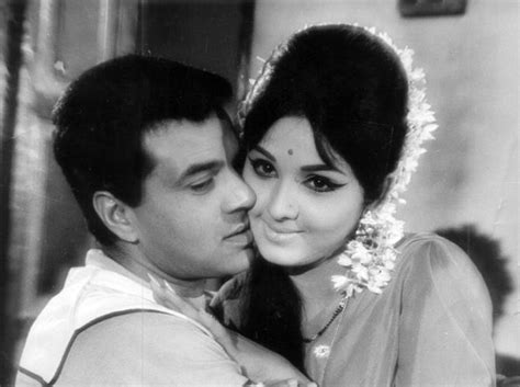 Rare Pictures Of Dharmendra Movies
