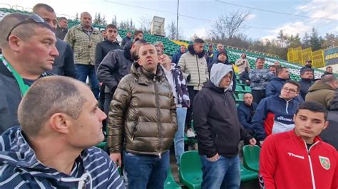 Кадри от срещата между привържениците и ръководството на ФК Пирин