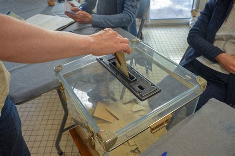 Législatives à Nantes quels sont les candidats dans les cinq circonscriptions