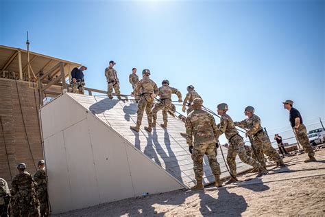 Dvids Images Air Assault Rappel Tower Image 10 Of 23