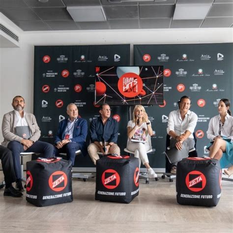 Radio Zeta Future Hits Live 2023 Tutto Pronto Per Il Grande Show Al