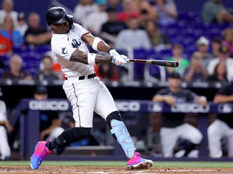 Free Agent Jorge Soler Agrees To 42m Three Year Deal With Giants