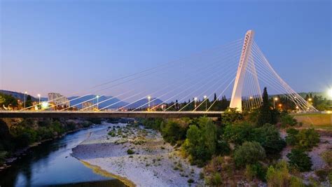 Загревање пред изборе у ЦГ Да ли ће ПЕС одустати од Спајићеве кандидатуре — Rt Balkan