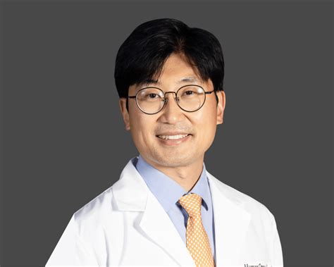 Yongjae Lee Dentist
