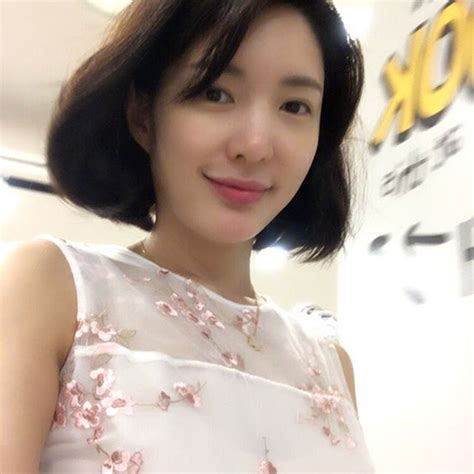 예쁜데 아무도 안 찍어주네서지영 샵 시절 뺨치는 미모