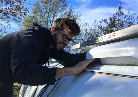 The Best Ways For Mounting Solar Panels On Rv Roof