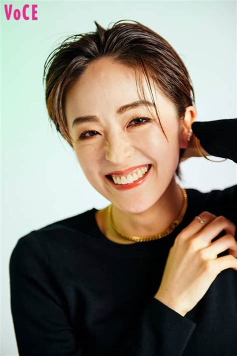 重大発表があります！ 【蓮つかさ】メイクも大好き！愛用コスメ全部見せ……そして重大発表も 【元宝塚歌劇団・月組男役スター】【元タカラジェンヌ