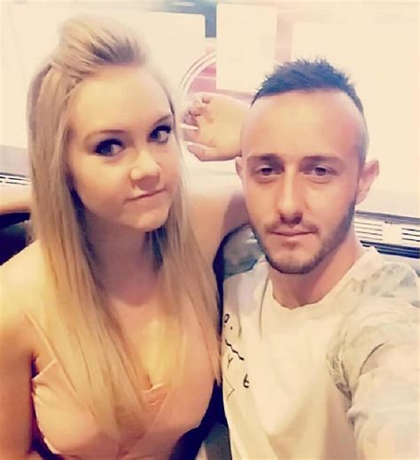 Elle Se Retrouve Avec Un énorme Vibrateur Coincé Dans Lanus Suite à