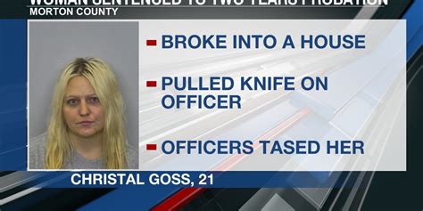 Woman Who Pulled Knife On Officers Gets Probation