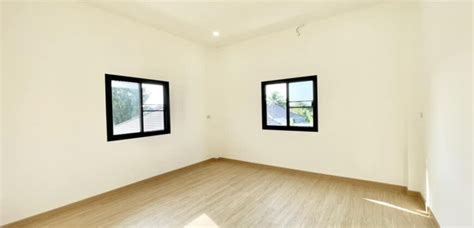 บ้านสร้างใหม่ 2 ชั้น สไตล์อิงลิชโคโลเนียล ต สันผักหวาน อ หางดง จ เชียงใหม่ ใกล้ร้านท่าพระจันทร์