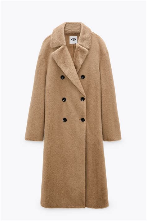Manteau Fausse Fourrure Croisé Soldé Zara Zara 20 Manteaux Soldés à