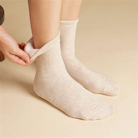 삭피엔스 🧦오늘출발 8켤레 밴드 조임 없는 여자 무압박 무지 발이 편한 긴 흰 양말