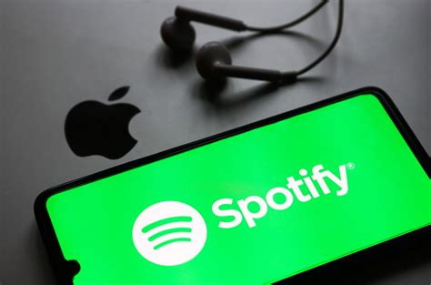 Spotify To Pay Songwriters Less Royalties Next Year Due To Book Bundle