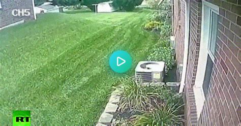 Moment Driver Crashed Into A House While Fleeing Us Officers Album On