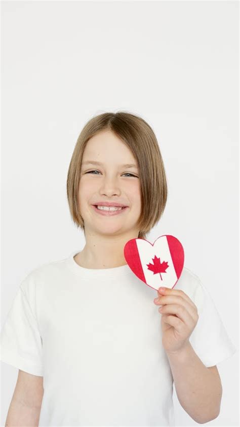 A Comprehensive Guide How Indians Can Obtain Canadian Citizenship
