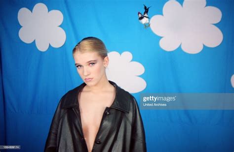 Deutsche Schauspielerin Kerstin Landsmann In Lederjacke In Einer News Photo Getty Images