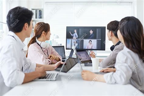 Mcn 비즈니스 비즈니스 주제 일 물리적활동 회의실 미팅 아이디어 컨셉 토론 이미지 Jv12092505 게티이미지뱅크