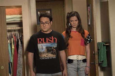 The Goldbergs Season 5 Episode 16 Photos The Scrunchie Rule Seat42f